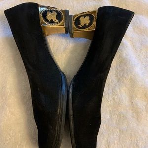 Di Sandro | Shoes | Disandro Made In Italy Womans Black Pumps With Gold ...